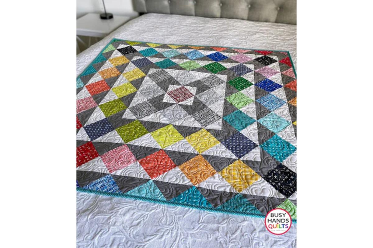 Skip To My Lou Baby Quilt in Violet Craft Modern Classics! – Busy Hands Quilts